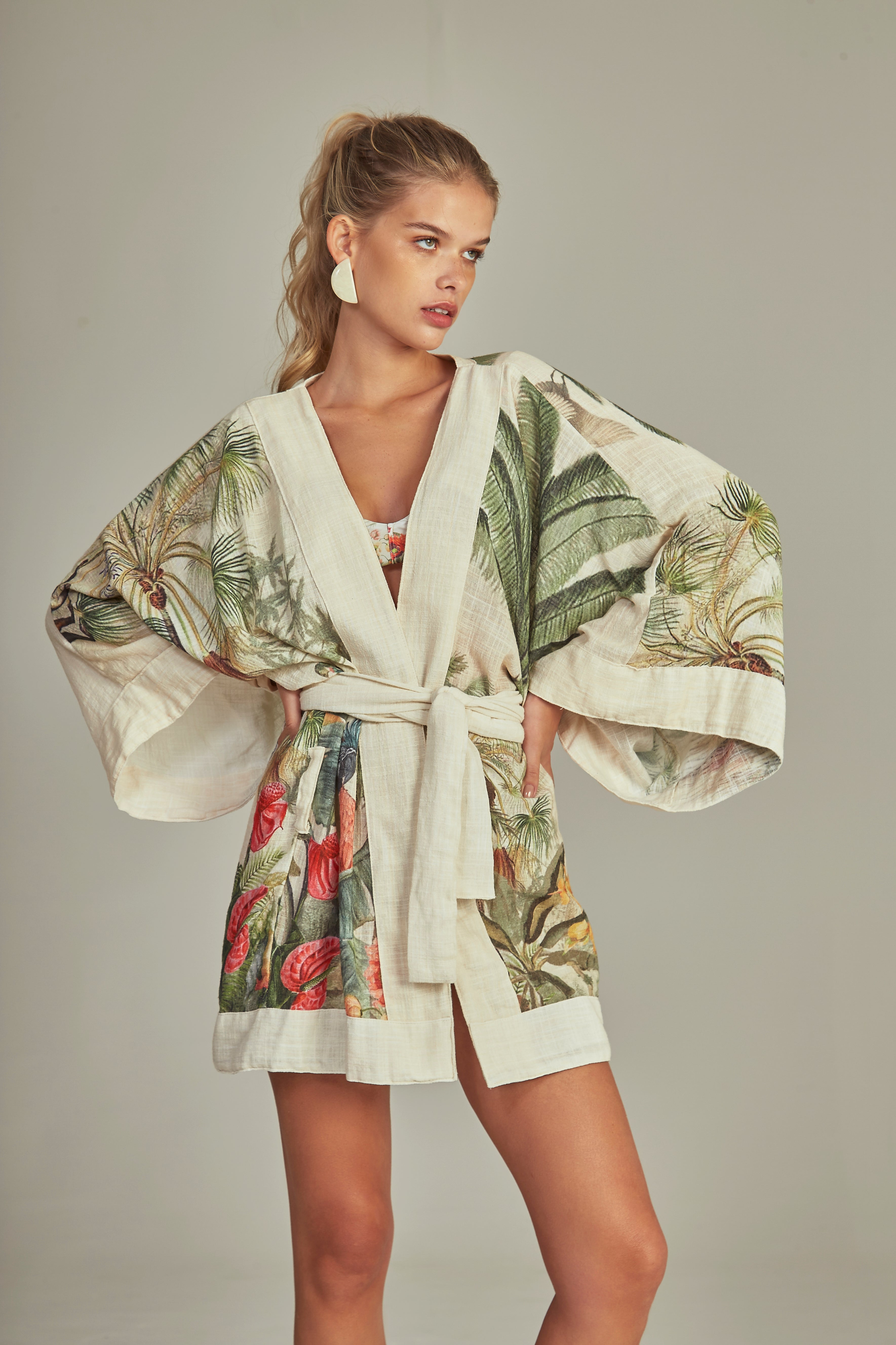 Empress Brasil Classic Kimono in Tropical Paradise Print - Worldwide ...